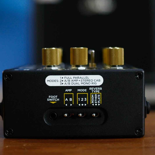 Pedal DSM Humboldt Simplifier X Dual Amp Preamp para Bajo - Compas Uno